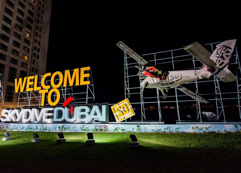 Emirates Crown by Bin Shafar Holding at Dubai Marina, Dubai ...