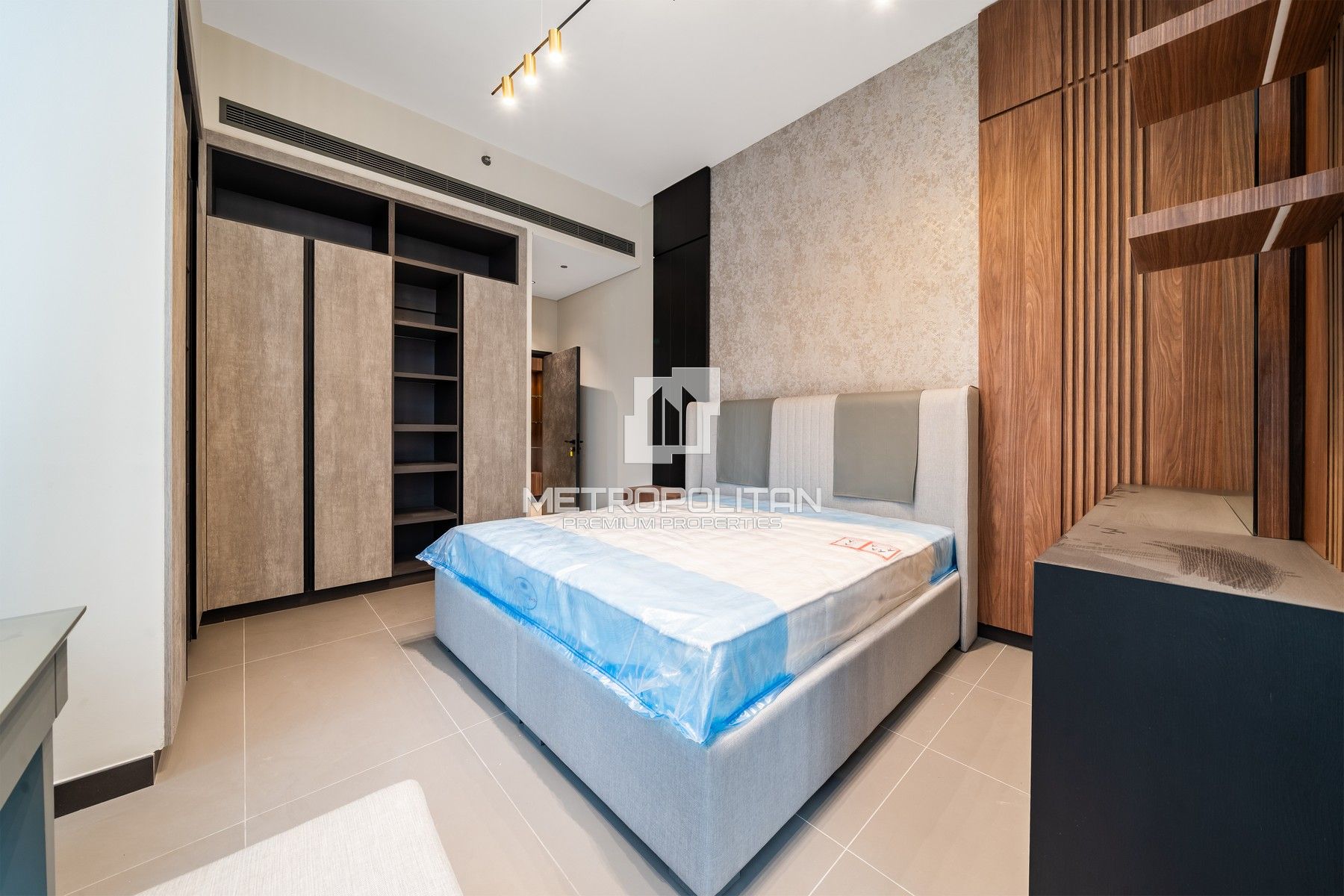 2BR Apartment for Rent in Jumeirah Lake Towers - MPR-8855