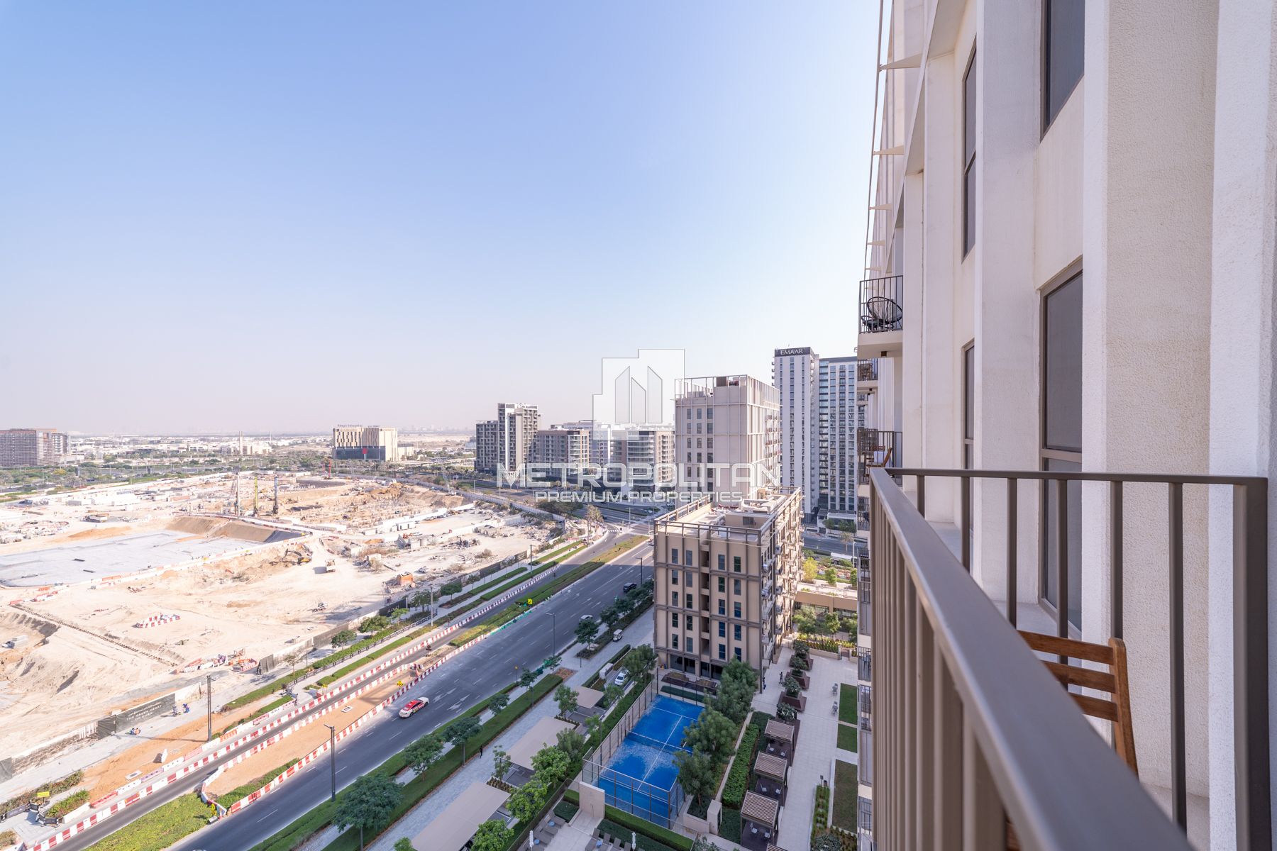 Reado to Move In | Corner Unit | Prime Location | Metropolitan Premium ...