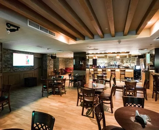 Makeen Building by Makeen Properties in Al Garhoud, Dubai | Office for ...