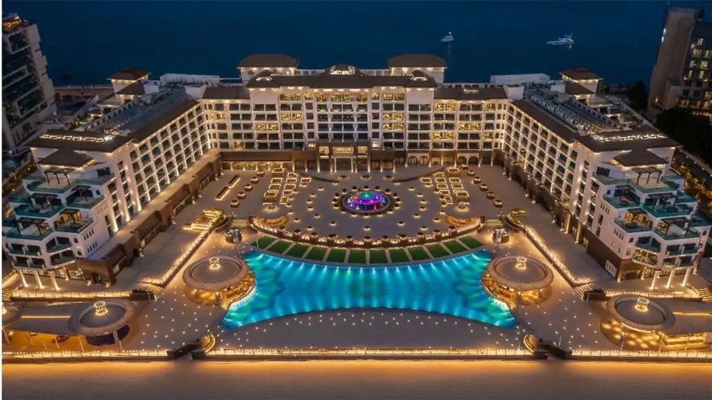 One Crescent at Palm Jumeirah, Dubai by AHS Properties | Metropolitan ...